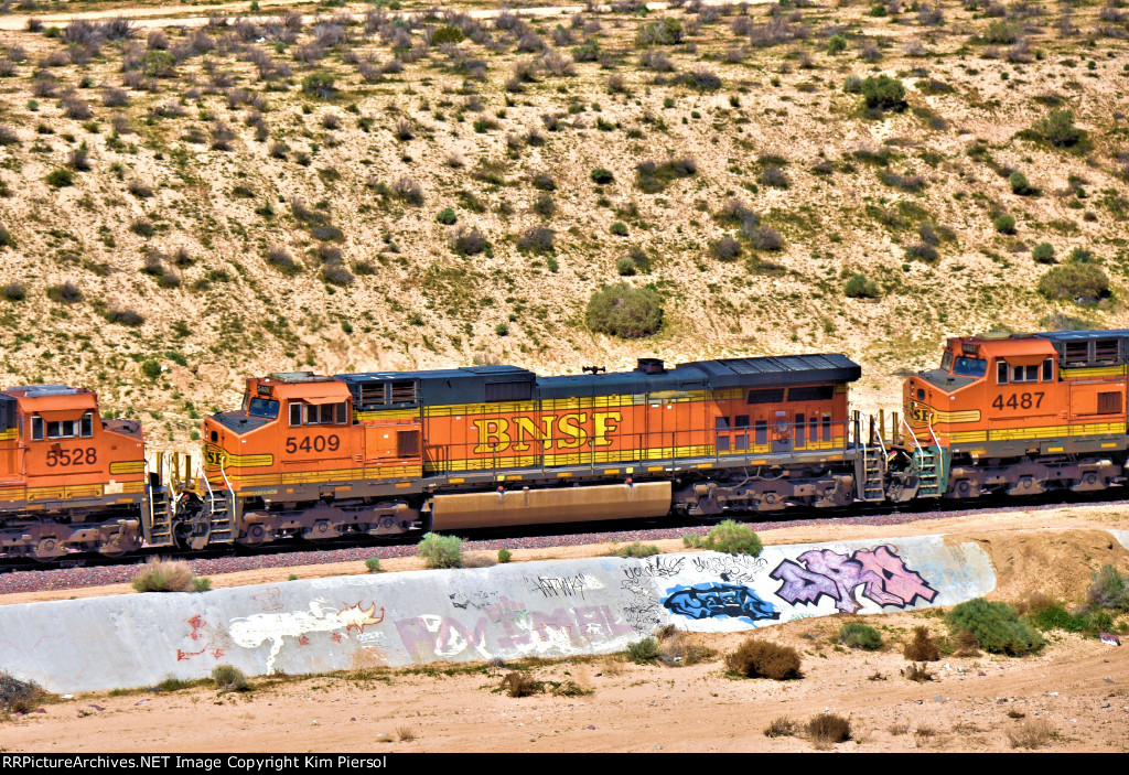 BNSF 5409